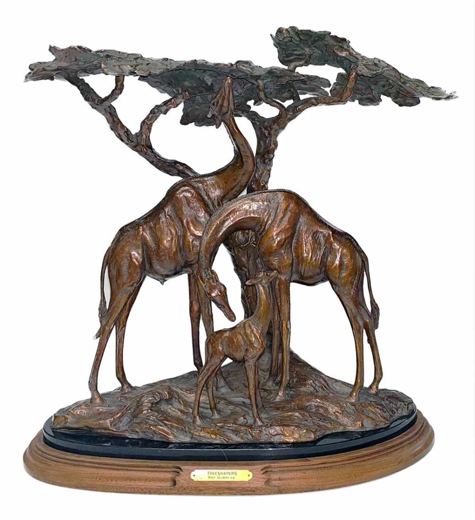 Kent Ullberg bronze sculpture | Giraffe - Tree shapers