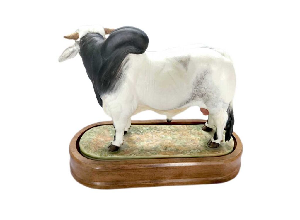 Doris Lindner sculpture | Brahman Bull