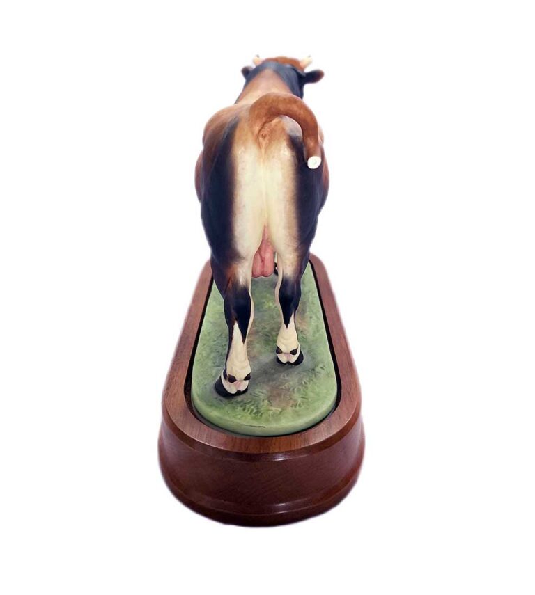Doris Lindner porcelain sculpture | Jersey Bull figurine