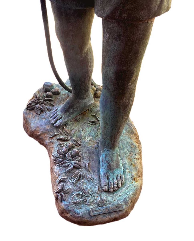 Elite by Henri sculpture | Garden Fountain Boy garden bronze